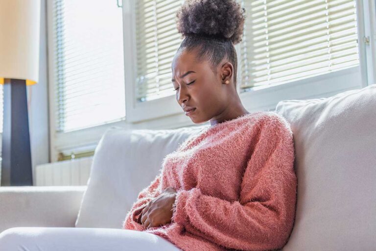 Causes and Symptoms of Alcoholic Gastritis | Alcohol Rehab